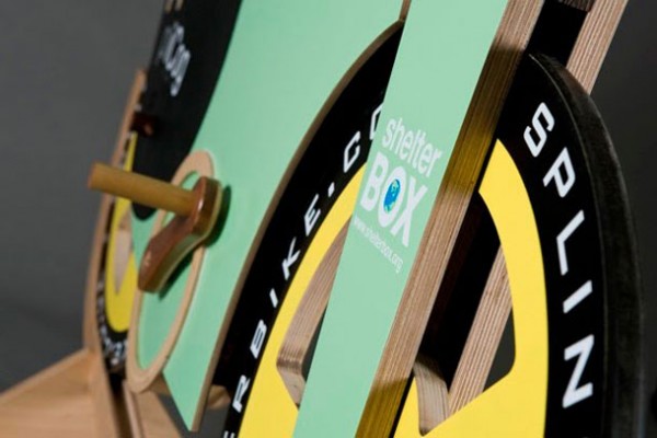 Wereldrecord: 18,11 km/u op een volledig houten fiets - Racefietsblog.nl