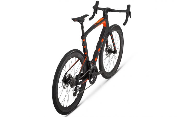 Diamondback IO: een opvallende TT-fiets - Racefietsblog.nl