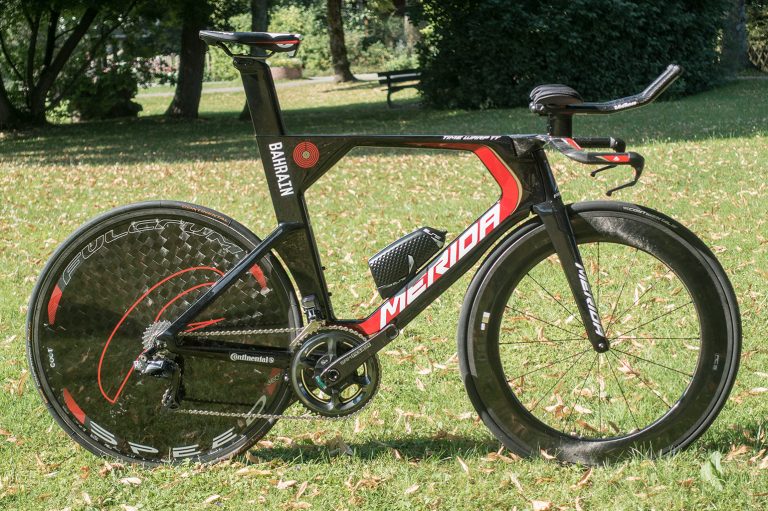 De nieuwe Time Warp TT van Bahrain-Merida - Racefietsblog.nl