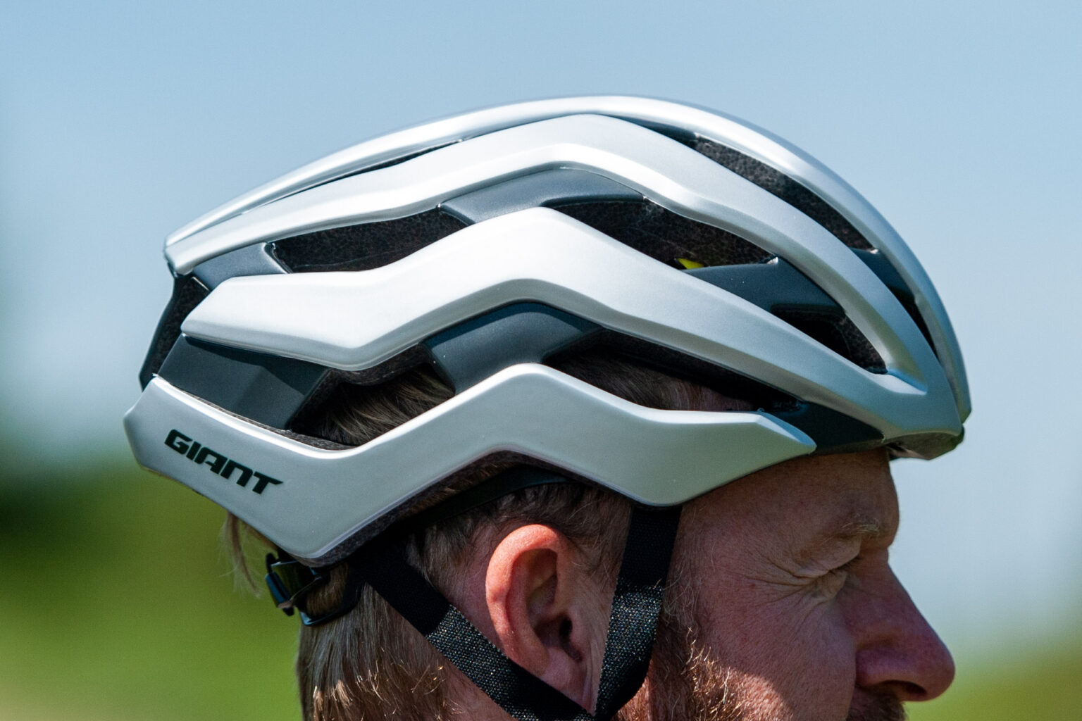 Review: Giant Rev Pro MIPS helm - Racefietsblog.nl