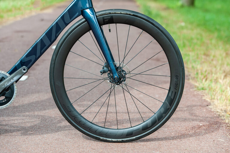 Review: Isaac Meson Disc Blue aeroracer - Racefietsblog.nl