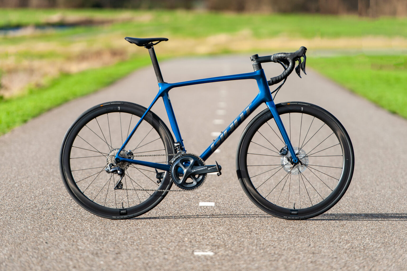 Review: Giant TCR Advanced Pro 0 Disc 2021 - Racefietsblog.nl