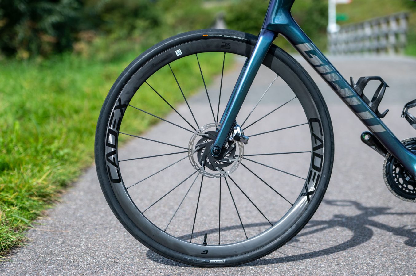 Eerste indruk: Nieuwe Giant Defy 2024 endurance racer - Racefietsblog.nl