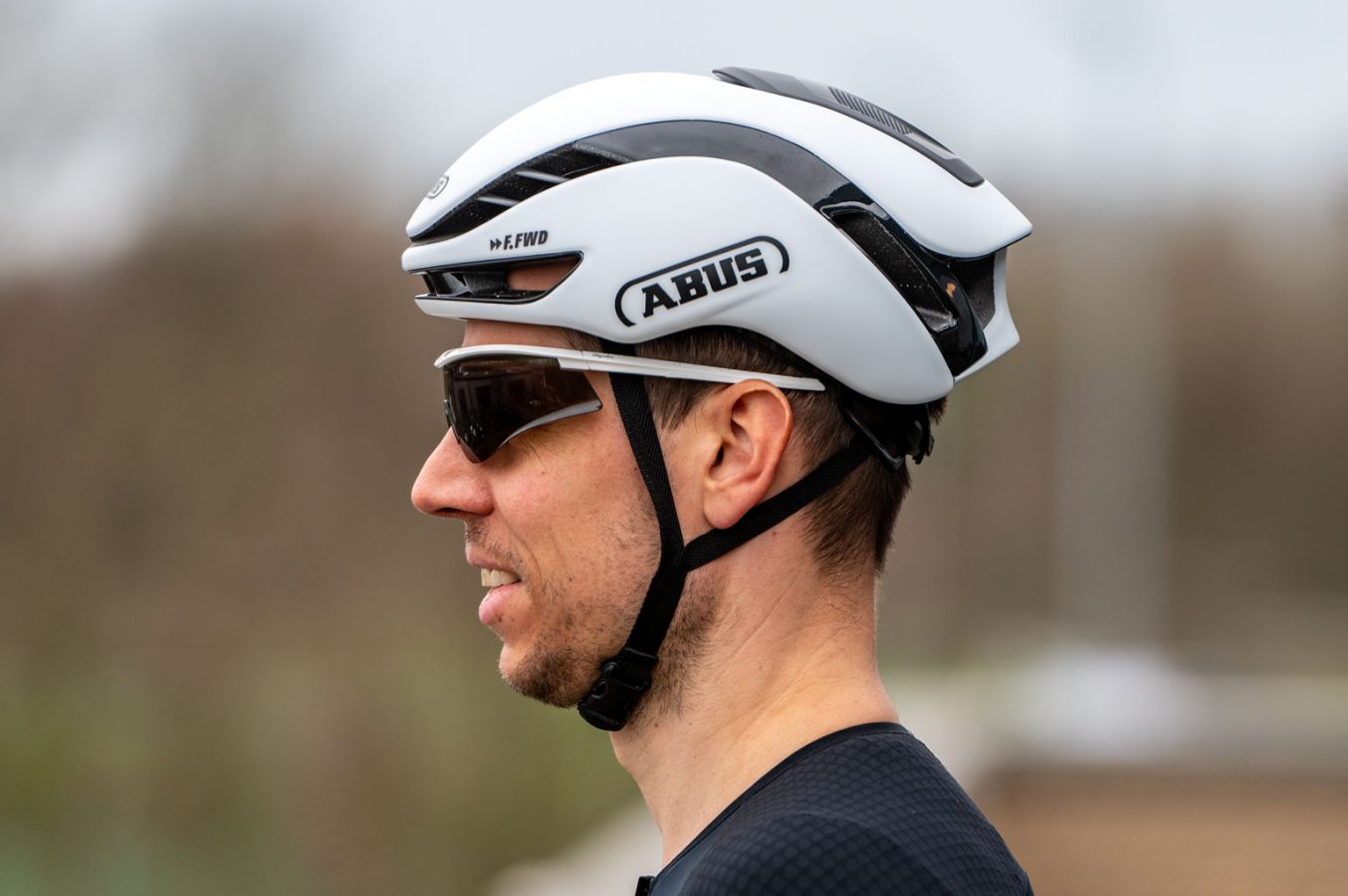 Eerste indruk: Rapha Reis fietsbril - Racefietsblog.nl