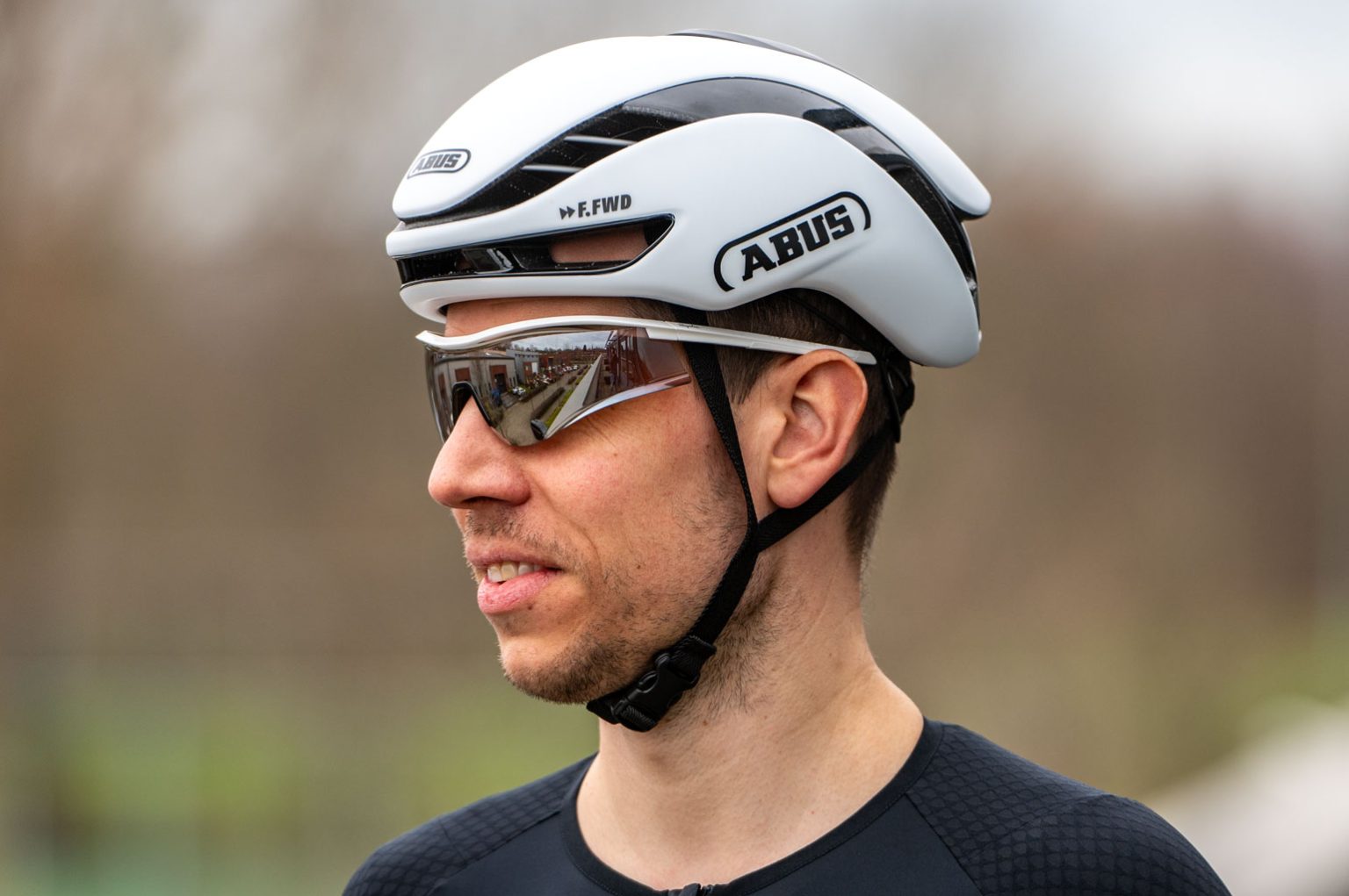 Eerste indruk: Rapha Reis fietsbril - Racefietsblog.nl