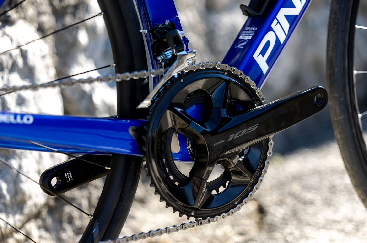 De nieuwe Pinarello F1 maakt de F-serie compleet - Racefietsblog.nl