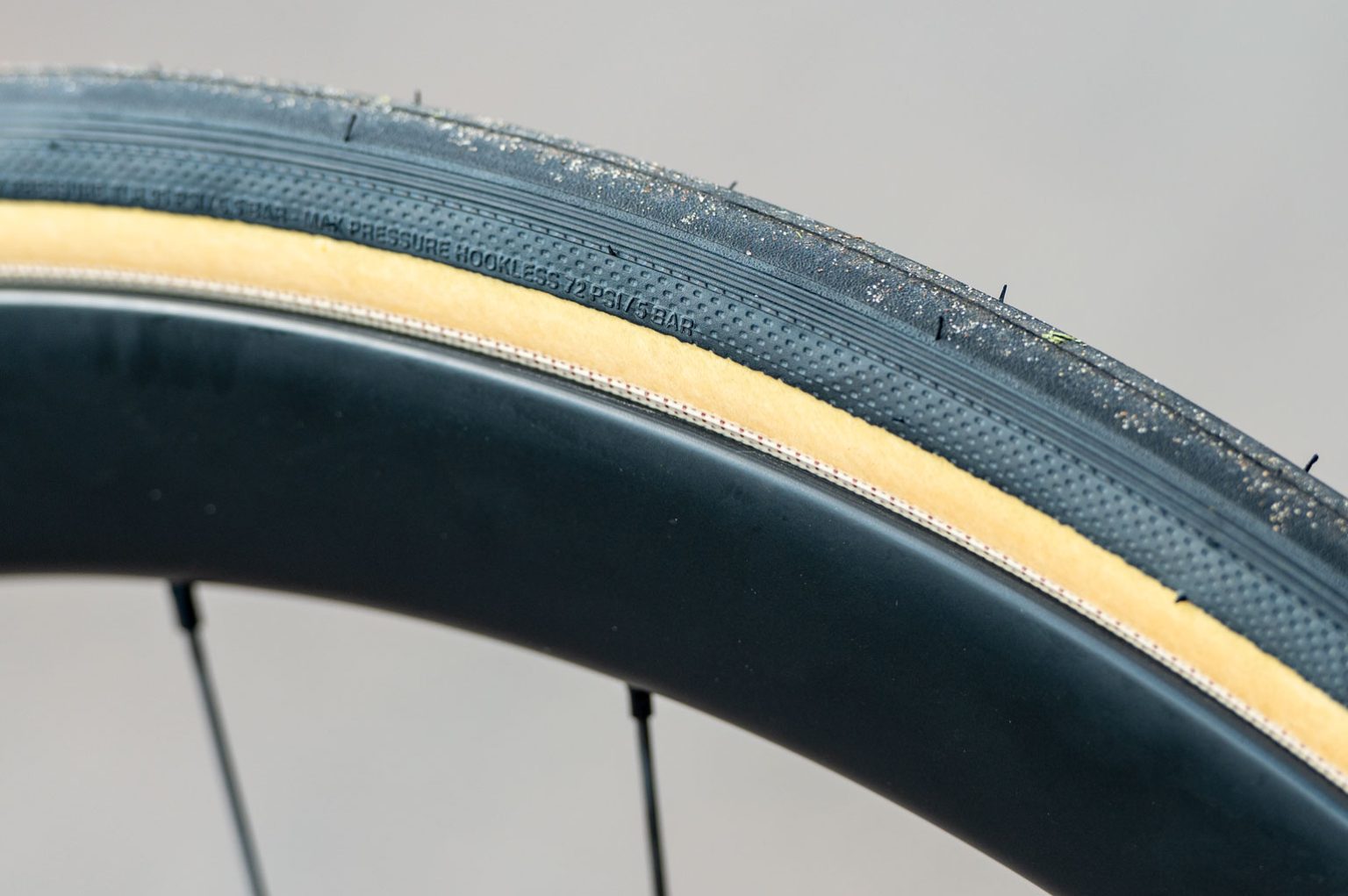 Review: Bontrager Aeolus RSL TLR racebanden - Racefietsblog.nl